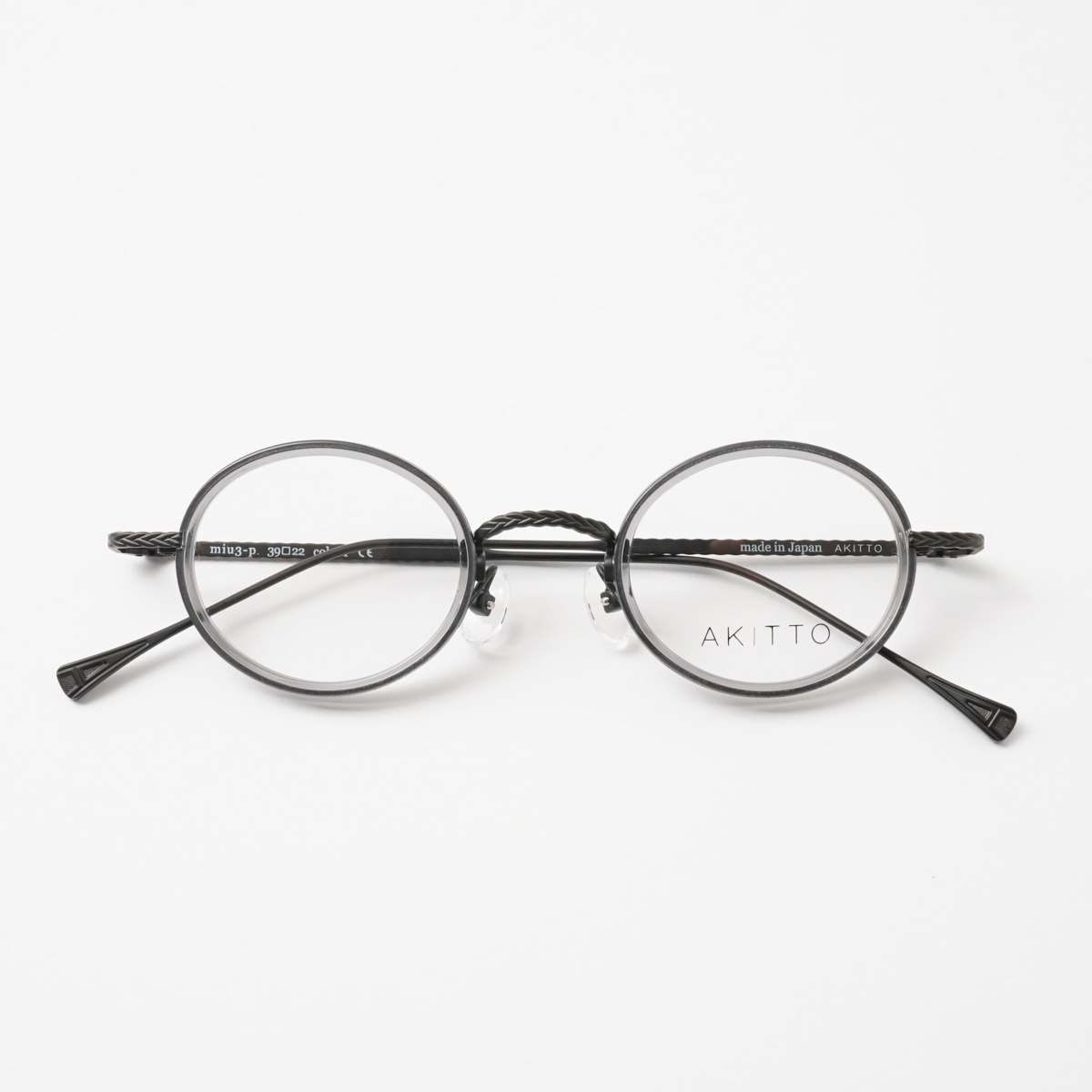 HibiMegane ONLINE SHOP / 強度近視でもキレイになれる！【AKITTO：アキット】の魅力とは